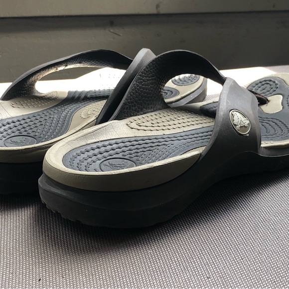 CROCS | Shoes | Crocs Mens Black Brown Tan Slide On Tstrap Sandals M1 ...